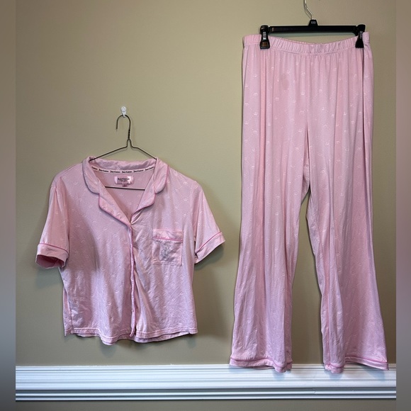Juicy Couture | Intimates & Sleepwear | Juicy Couture Pajama Set | Poshmark